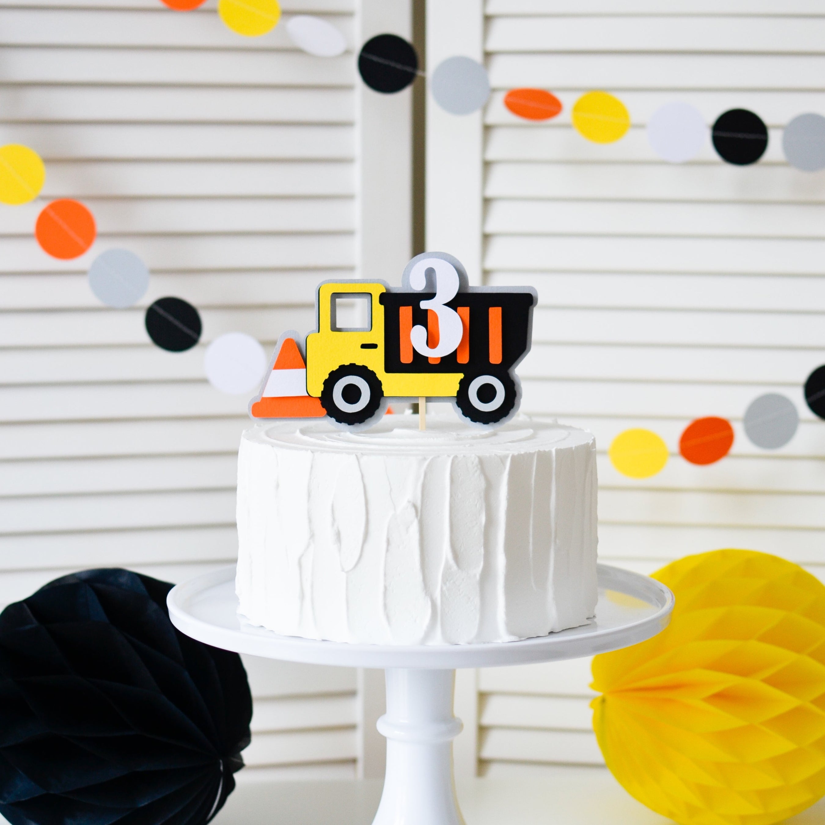 Construction Cake Topper: Elevate the Celebration!